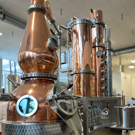 Distillery – Dry Fly Distilling